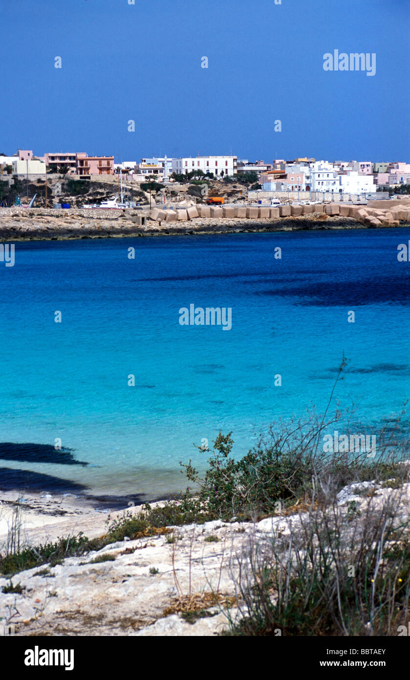 Isola di linosa immagini e fotografie stock ad alta risoluzione - Alamy