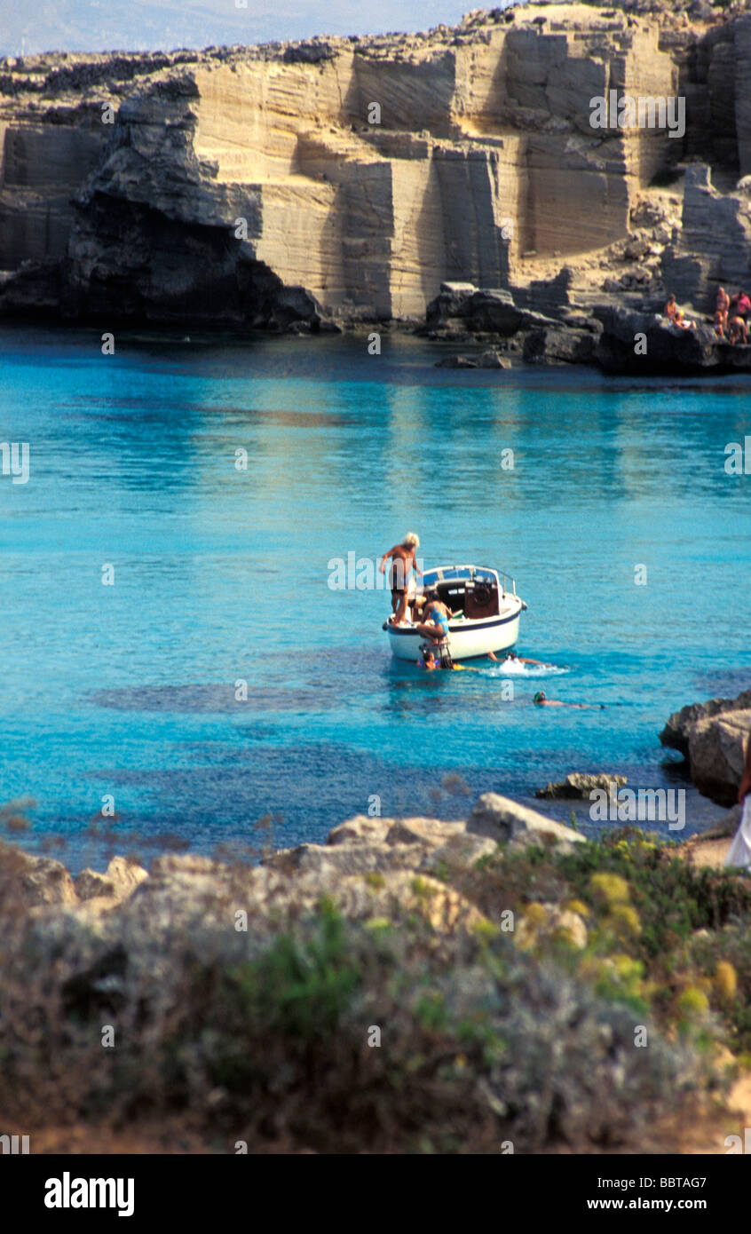 Isola di linosa immagini e fotografie stock ad alta risoluzione - Alamy