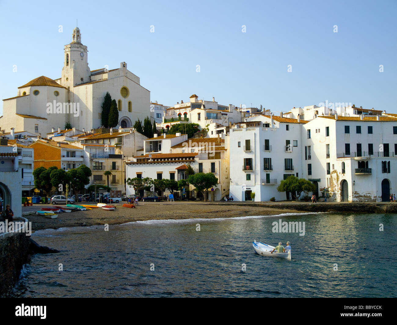 Chiesa di cadaques immagini e fotografie stock ad alta risoluzione - Alamy