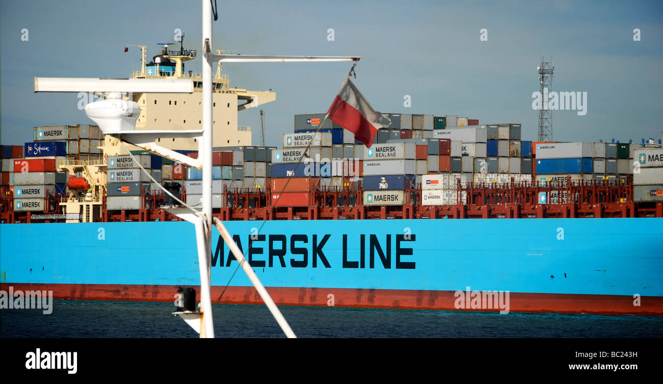 Maersk line container ship immagini e fotografie stock ad alta ...