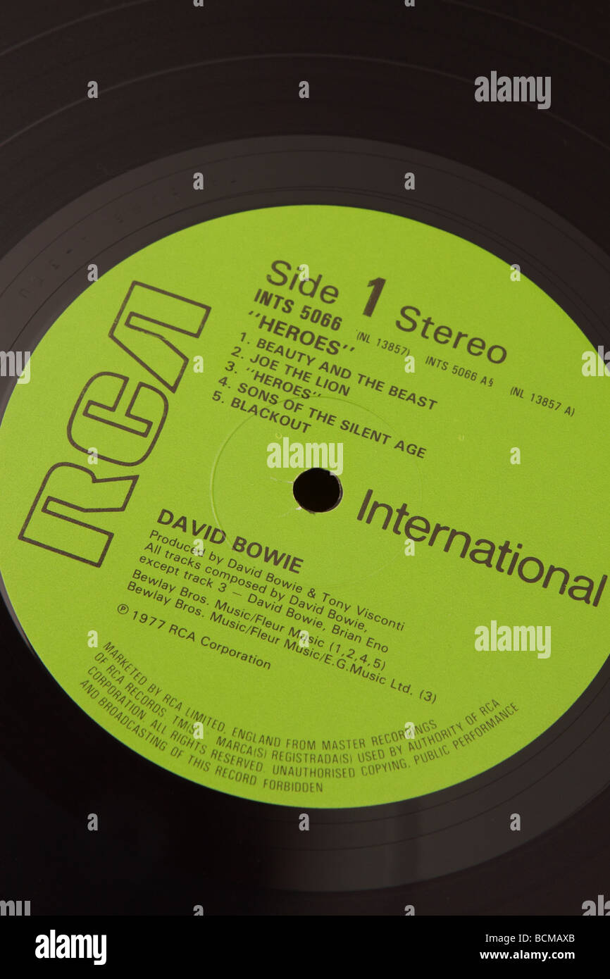 Vinyl record bowie 1970s immagini e fotografie stock ad alta ...