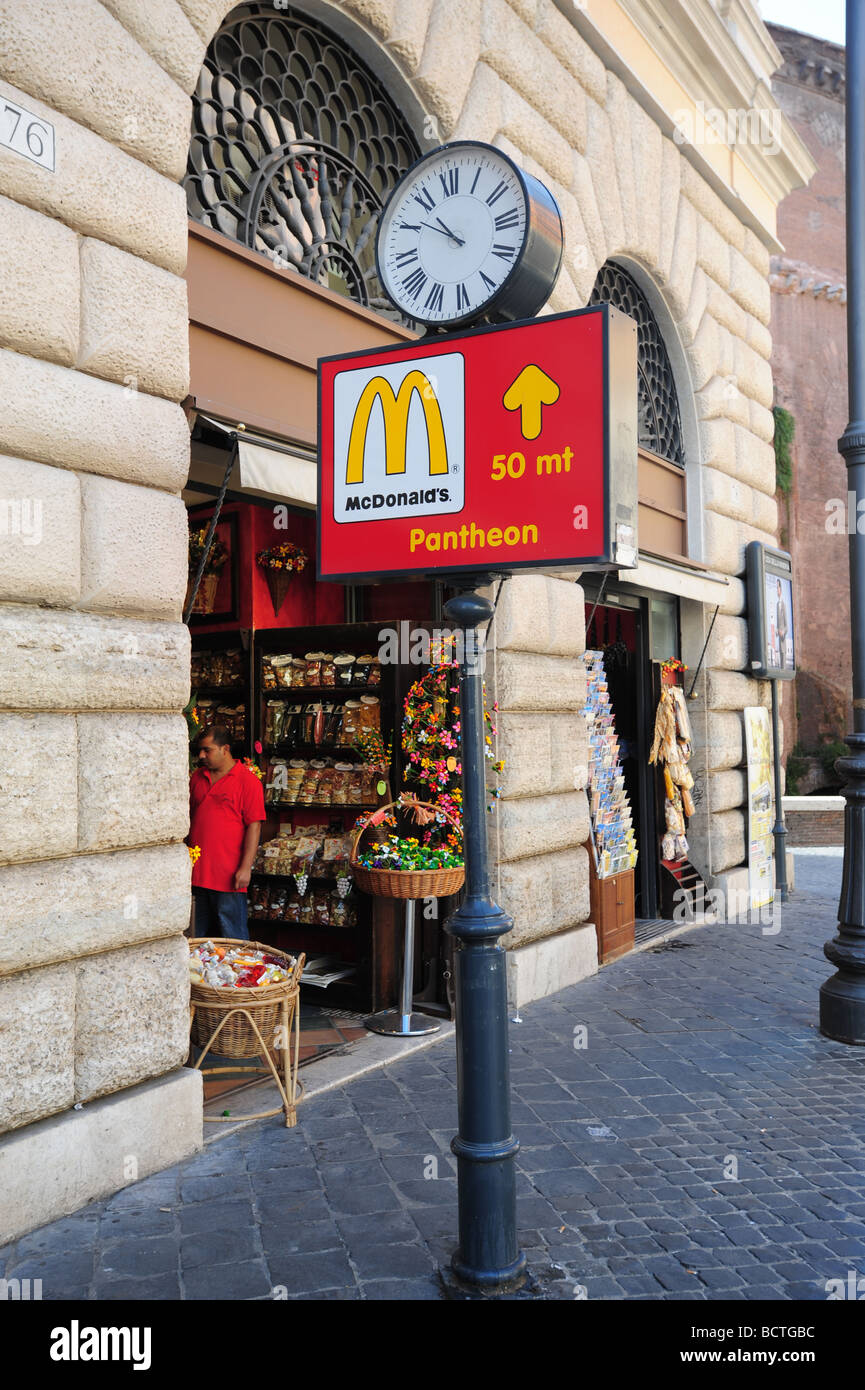 Rome mcdonalds immagini e fotografie stock ad alta risoluzione - Alamy