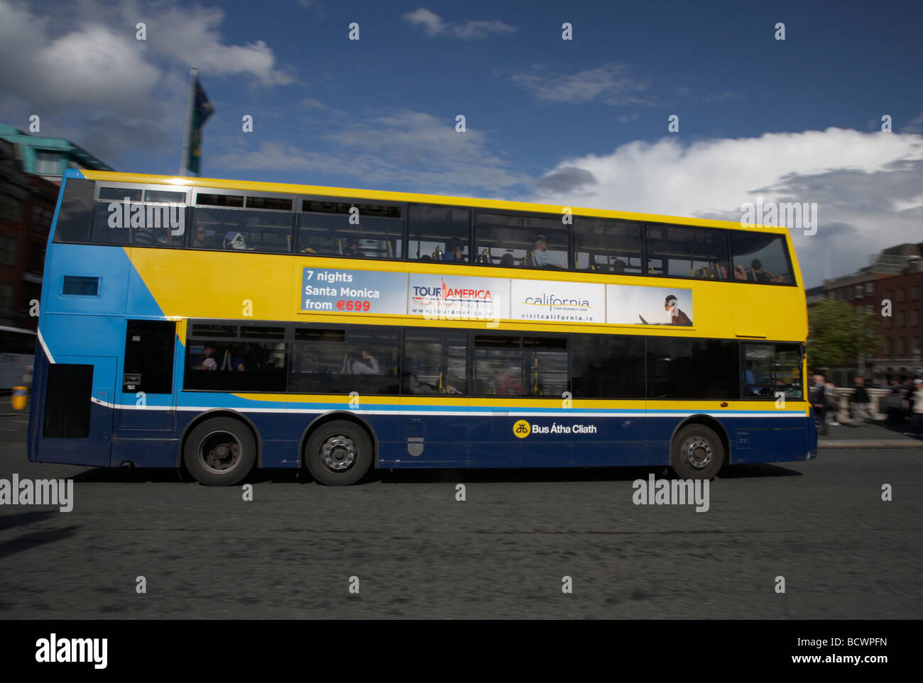 Bus axle immagini e fotografie stock ad alta risoluzione - Alamy