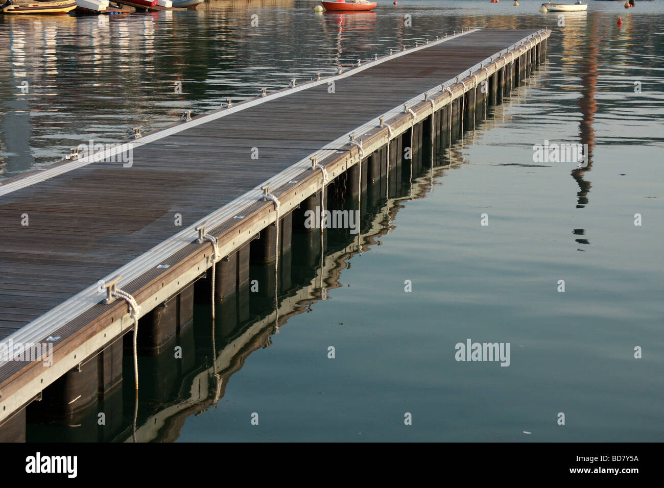 Piccolo molo di legno immagini e fotografie stock ad alta risoluzione ...