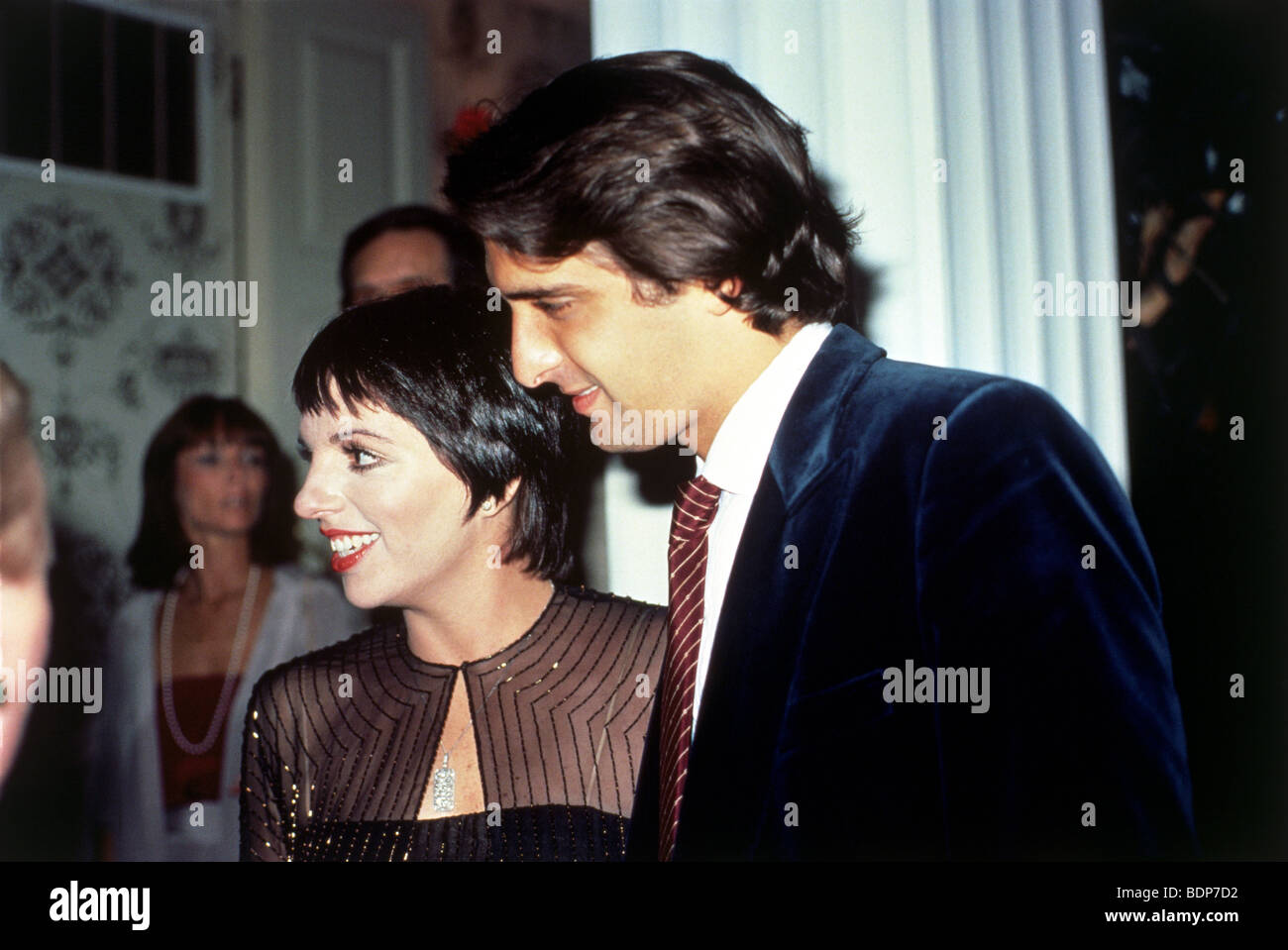 LIZA MINELLI con terzo marito scultore Mark Gero nel 1979 Foto stock ...