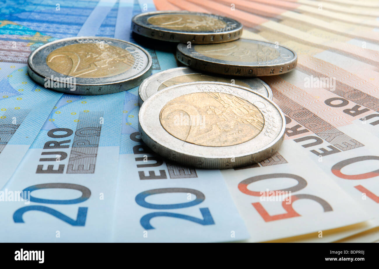 Simbolo dell'euro immagini e fotografie stock ad alta risoluzione - Alamy