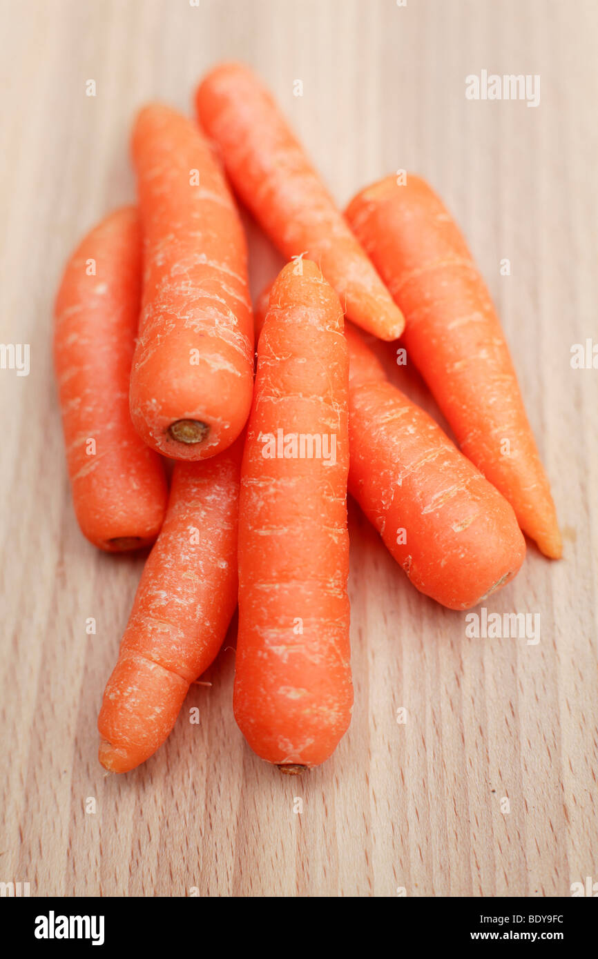 Mini carote immagini e fotografie stock ad alta risoluzione - Alamy