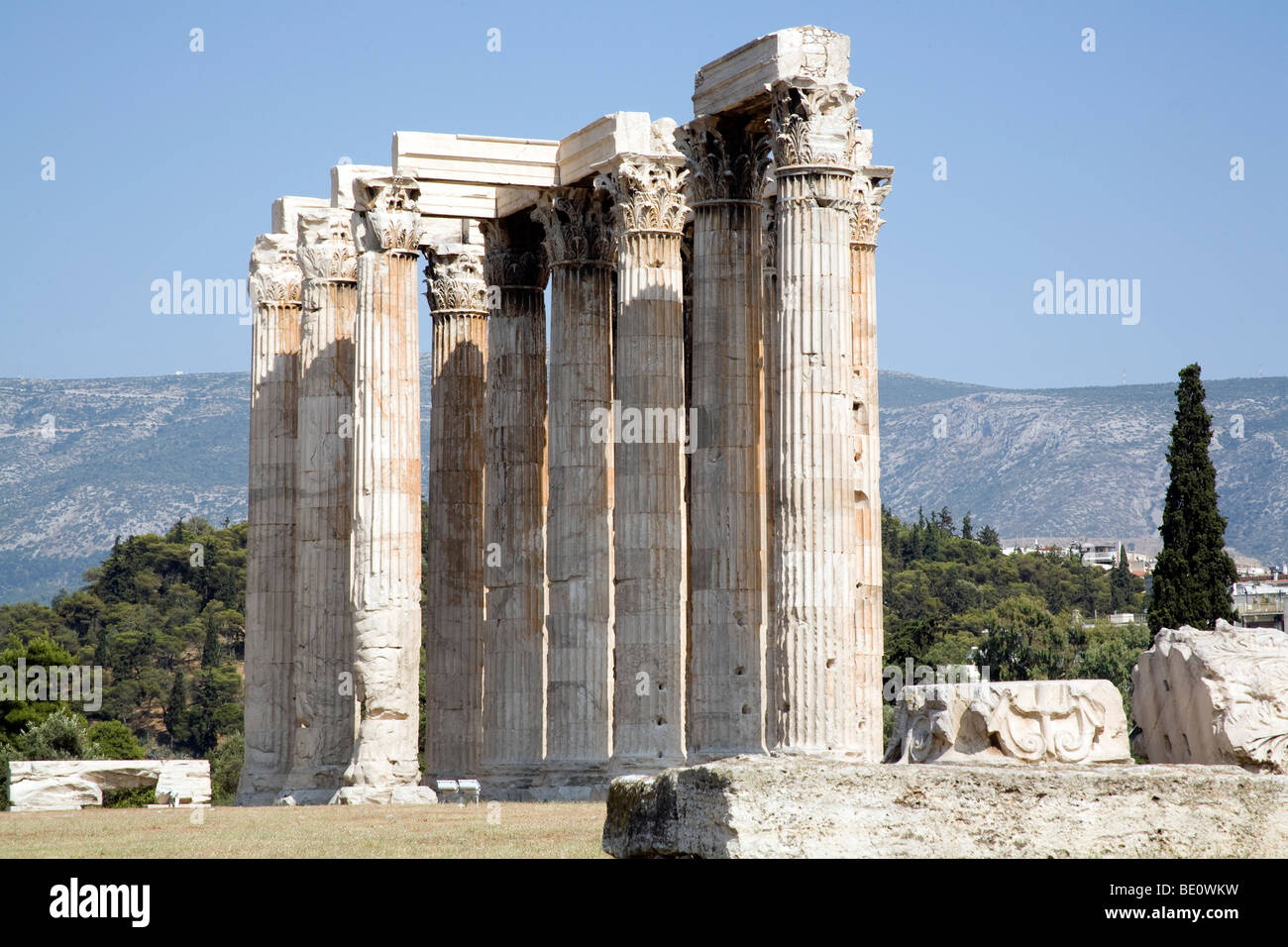 Tempio di zeus olimpico di atene immagini e fotografie stock ad alta ...
