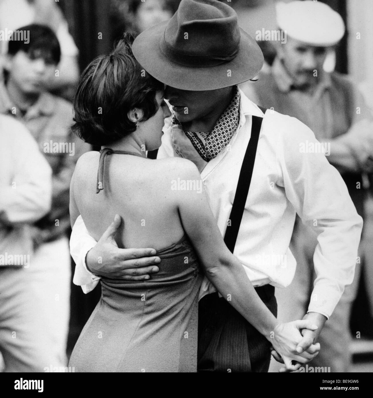 Ballare il tango Foto e Immagini Stock in Bianco e Nero - Alamy