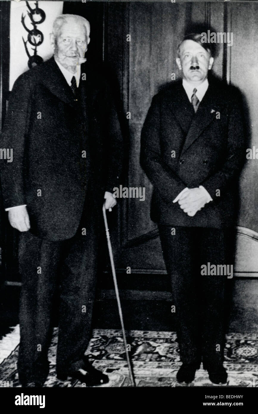 Adolf hitler president von hindenburg immagini e fotografie stock ad ...