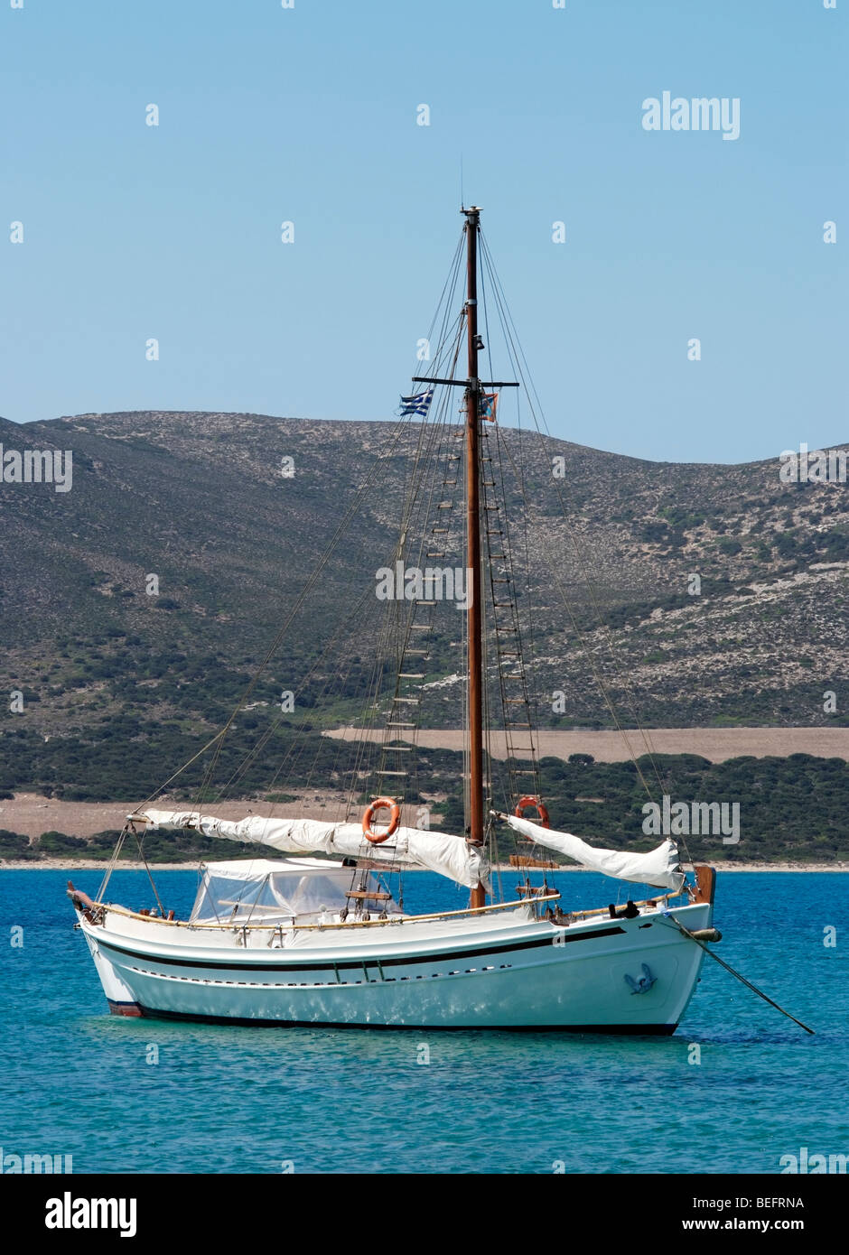 Barca da pesca grecia immagini e fotografie stock ad alta risoluzione ...