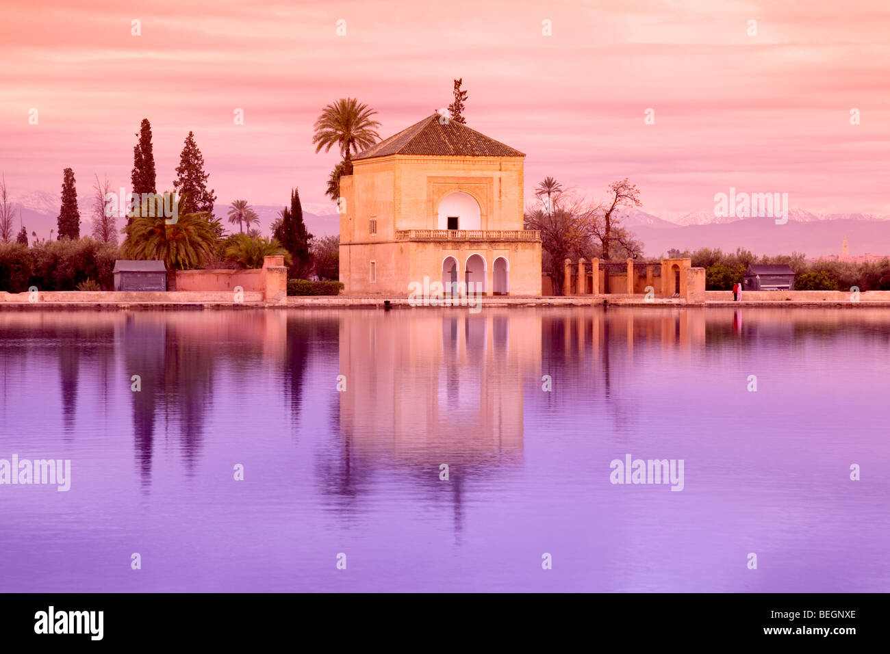 Padiglione dei giardini menara immagini e fotografie stock ad alta ...