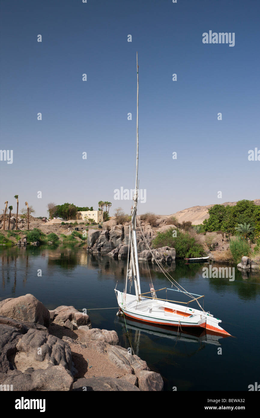 Antico viaggio in barca a vela feluca immagini e fotografie stock ad ...