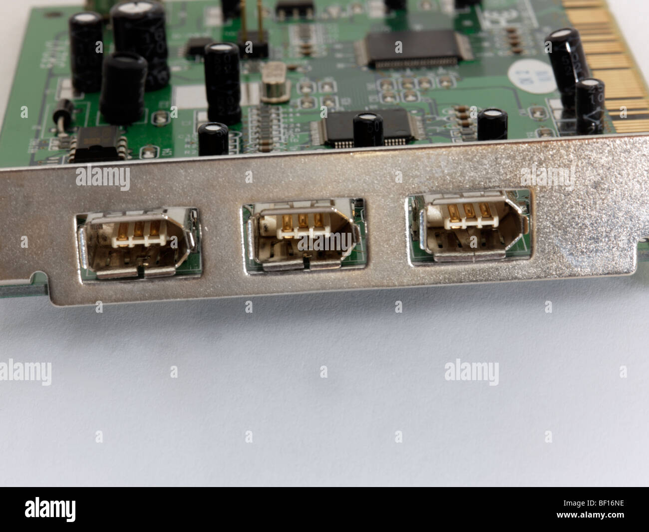 Carta firewire immagini e fotografie stock ad alta risoluzione - Alamy