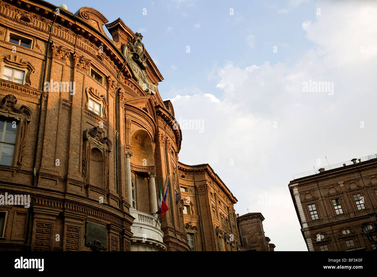 Palazzo carignano torino immagini e fotografie stock ad alta ...