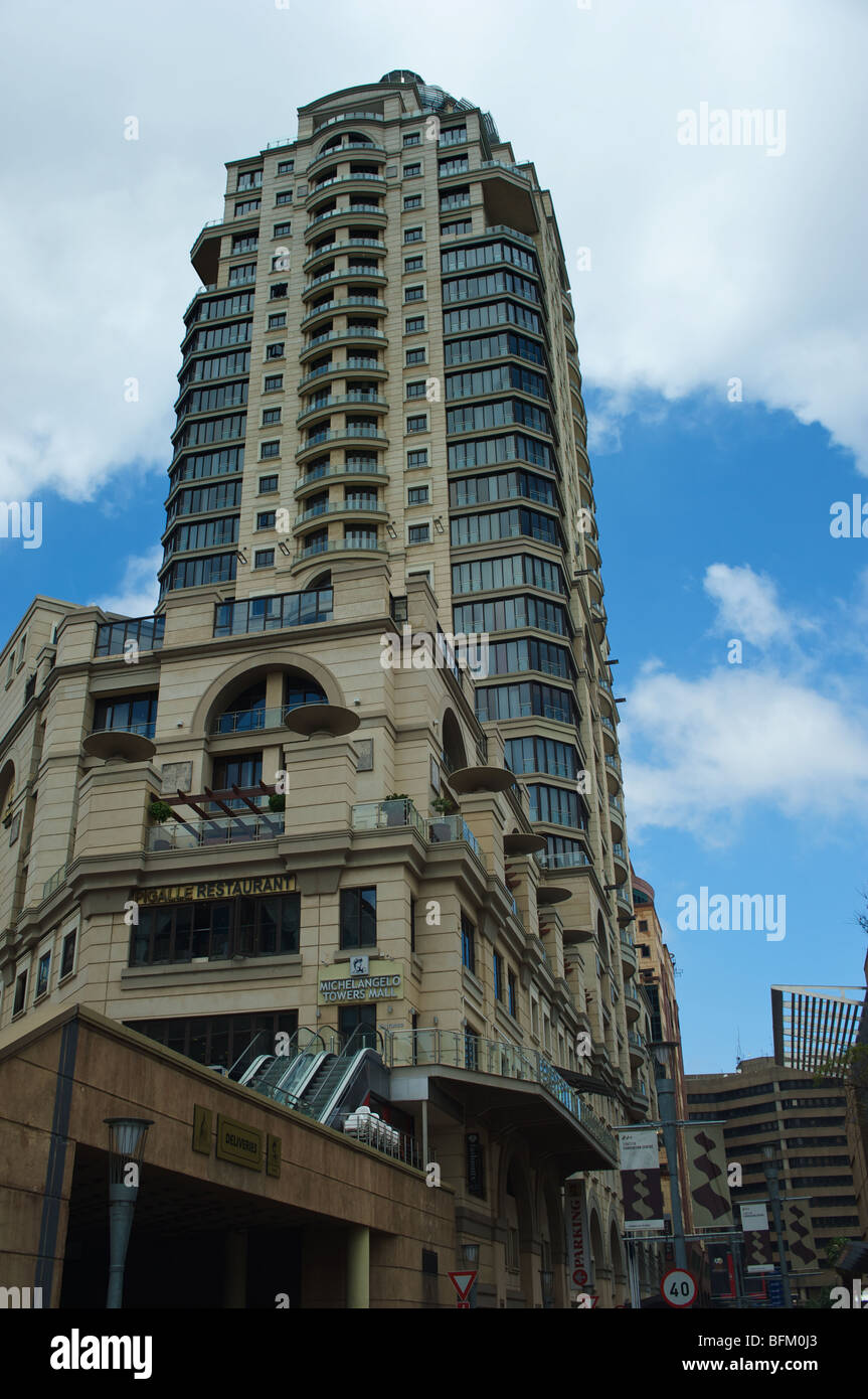Sandton square immagini e fotografie stock ad alta risoluzione - Alamy