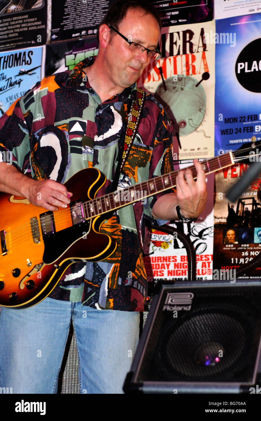 Banda rock and roll australiana immagini e fotografie stock ad alta ...