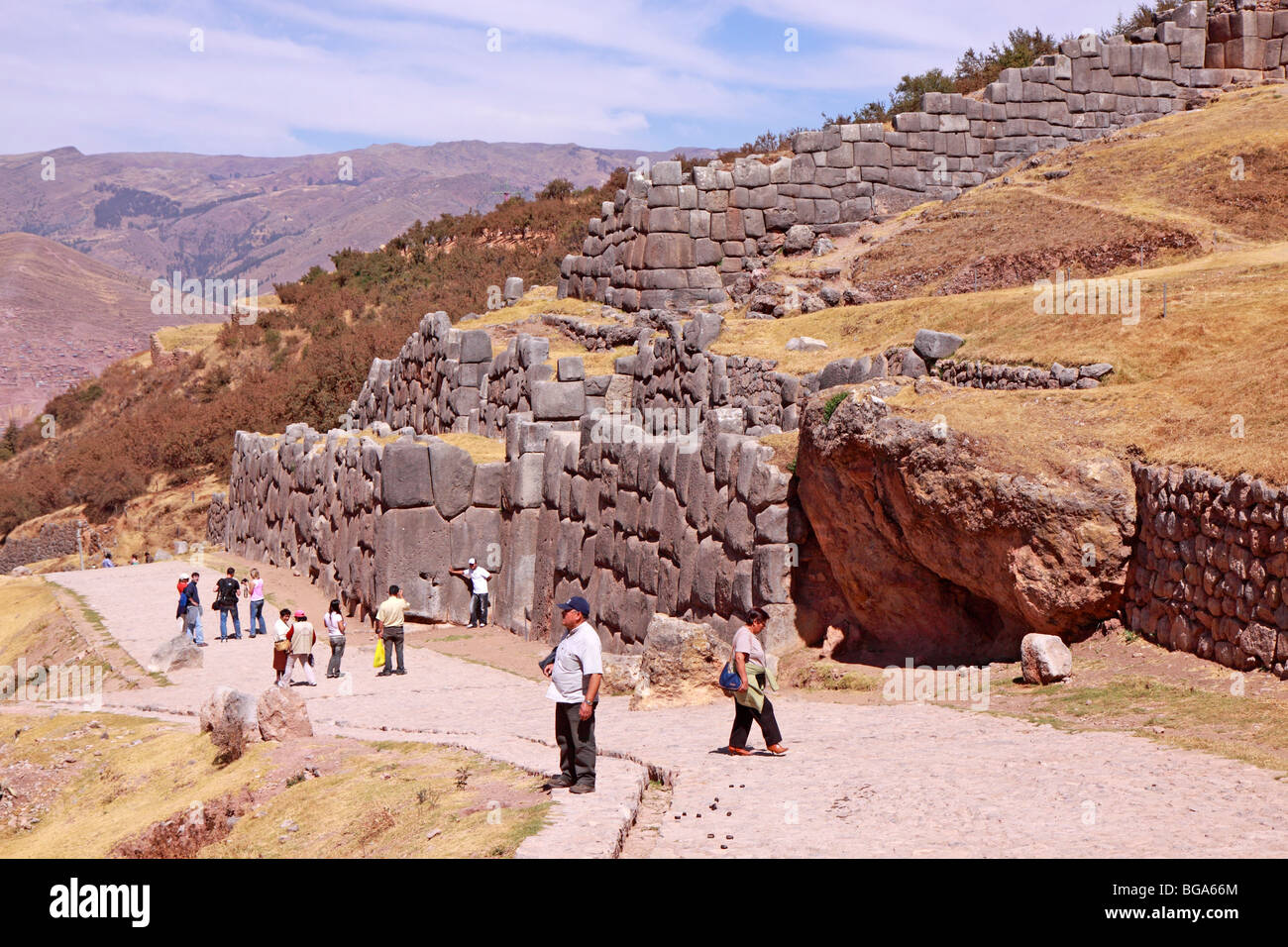 Sacsayhuaman ruins immagini e fotografie stock ad alta risoluzione - Alamy