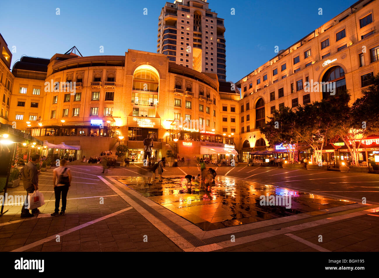 Sandton johannesburg immagini e fotografie stock ad alta risoluzione ...