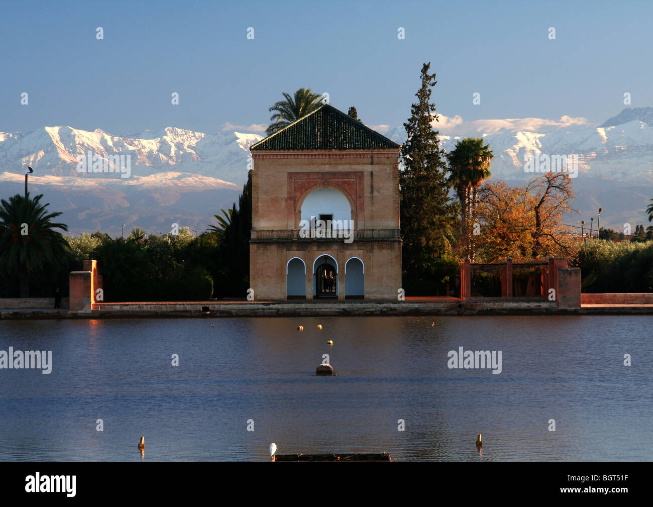 Padiglione dei giardini menara immagini e fotografie stock ad alta ...