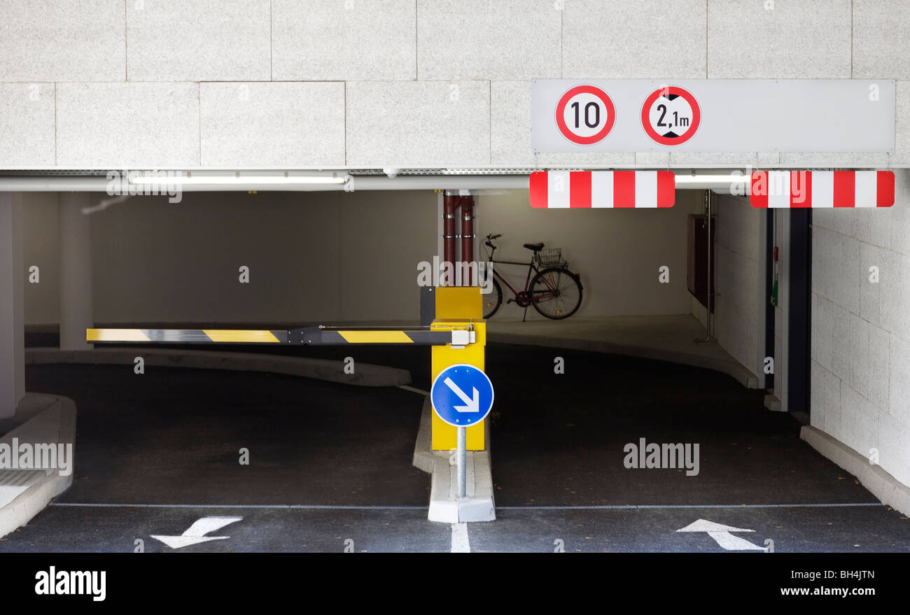 Segnaletica di ingresso immagini e fotografie stock ad alta risoluzione ...