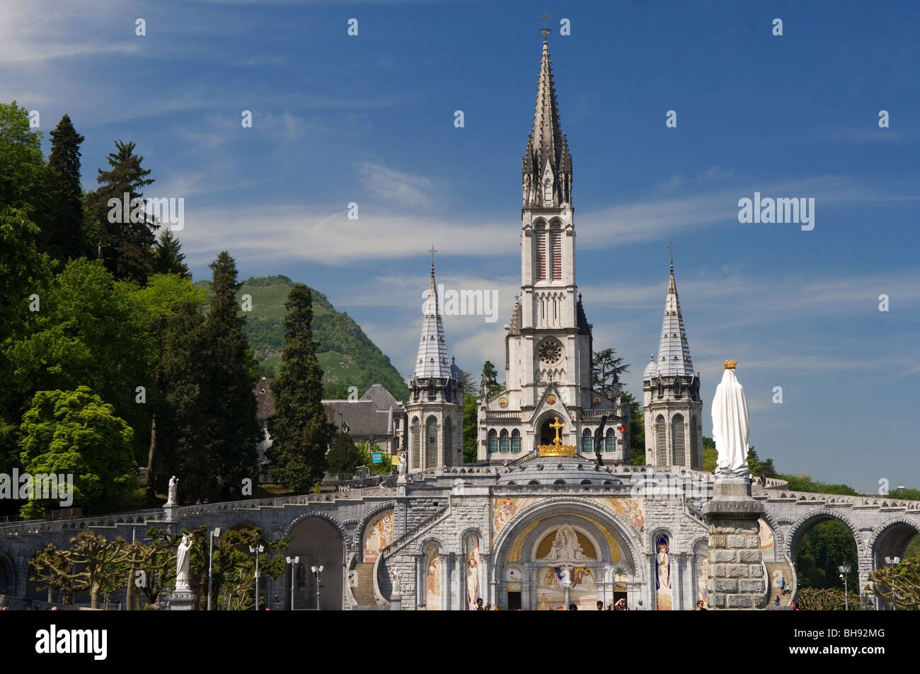 Lourdes water immagini e fotografie stock ad alta risoluzione - Alamy