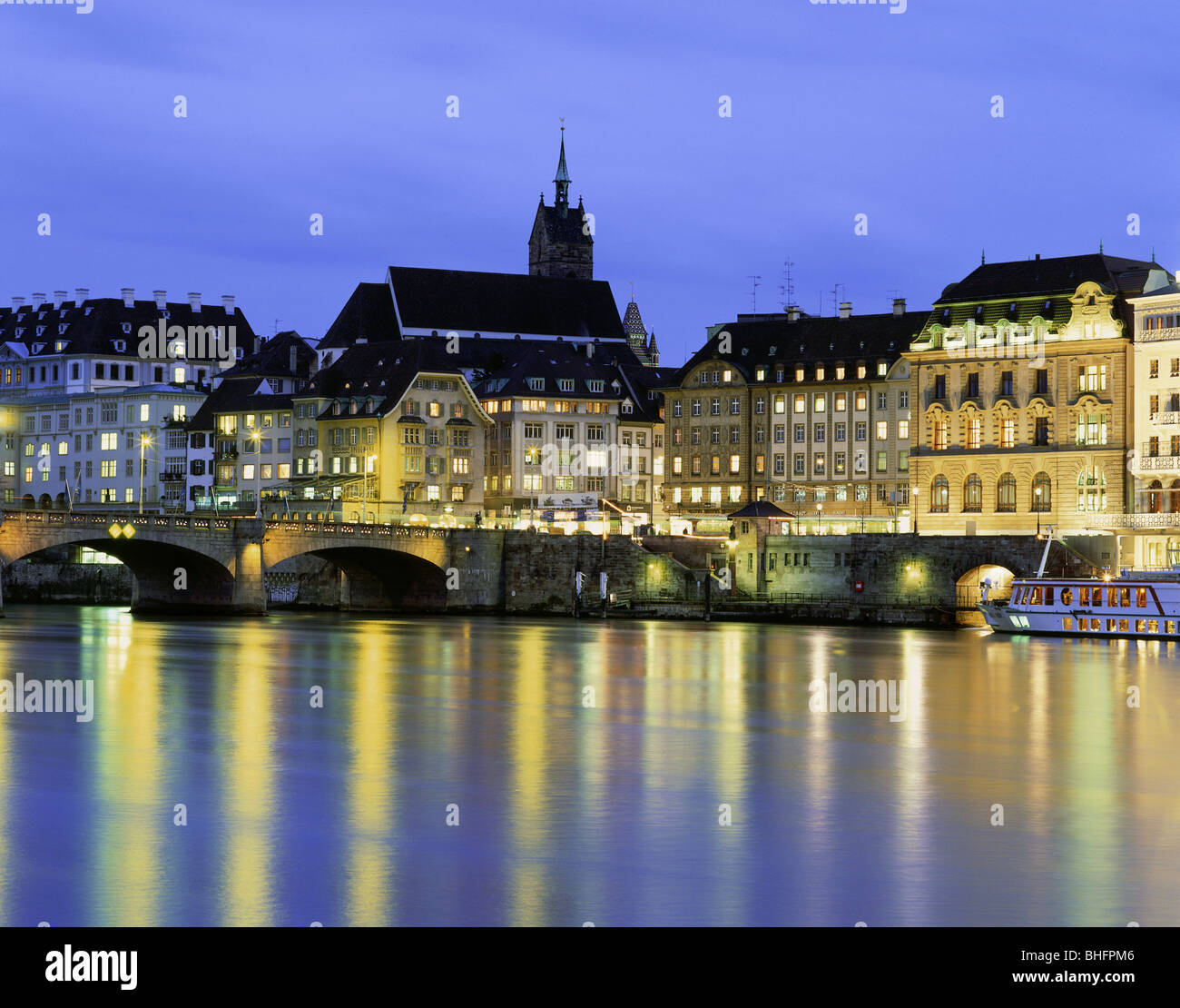 Basel city immagini e fotografie stock ad alta risoluzione - Alamy