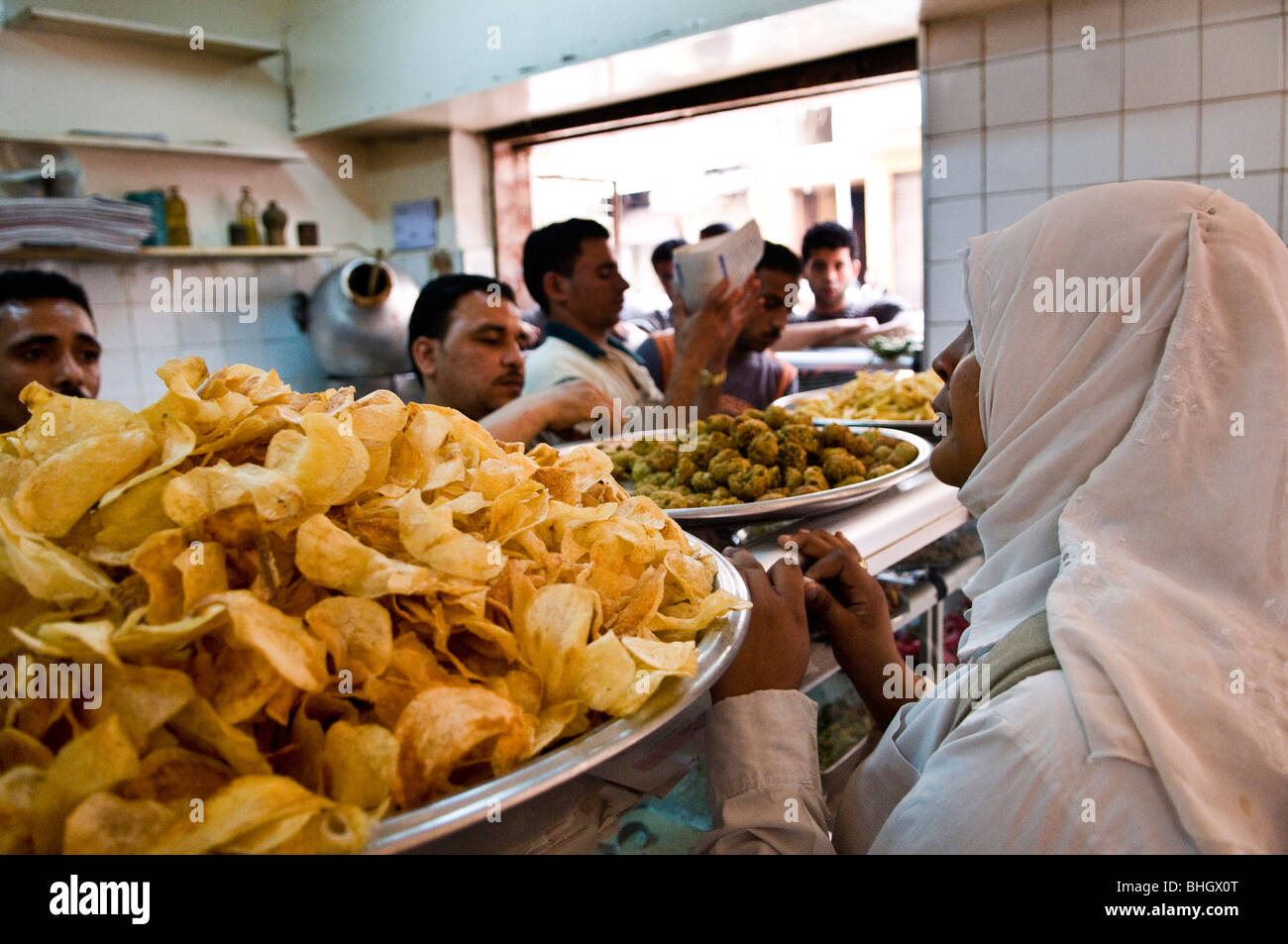 Falafel egypt immagini e fotografie stock ad alta risoluzione - Alamy