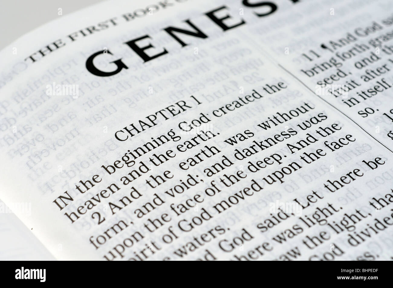 Genesis bible immagini e fotografie stock ad alta risoluzione - Alamy