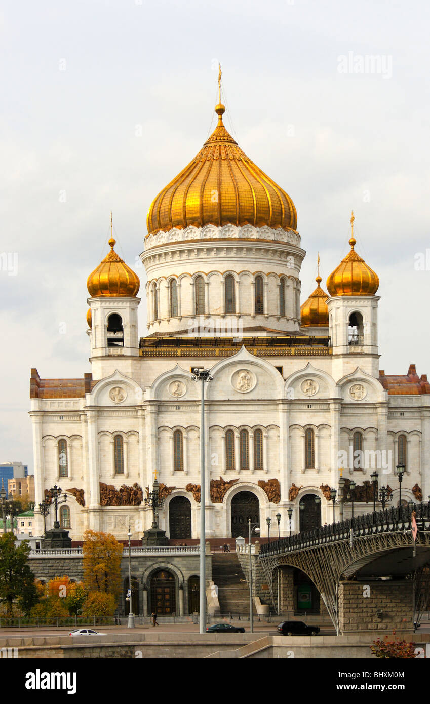 Cattedrale di cristo salvatore e fiume mosca immagini e fotografie ...
