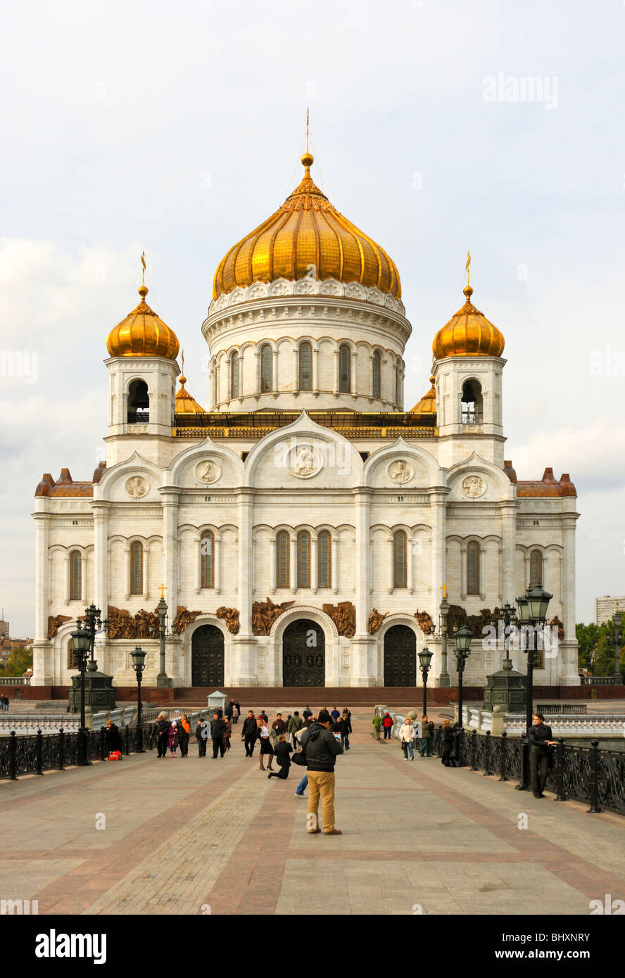 Cattedrale di cristo salvatore e fiume mosca immagini e fotografie ...