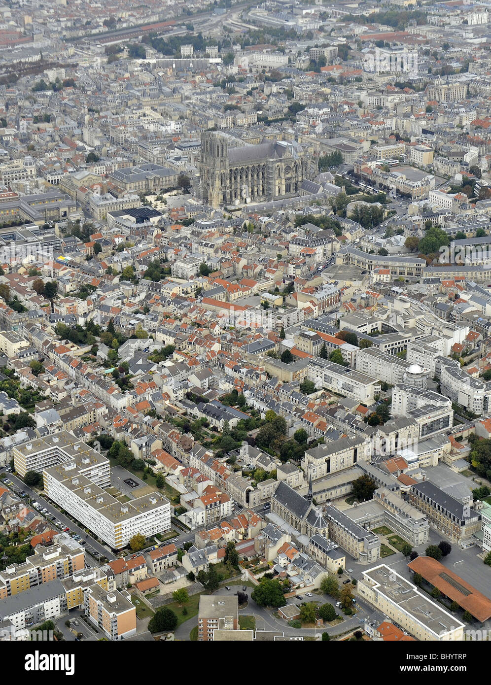 Reims cathedral aerial view immagini e fotografie stock ad alta ...
