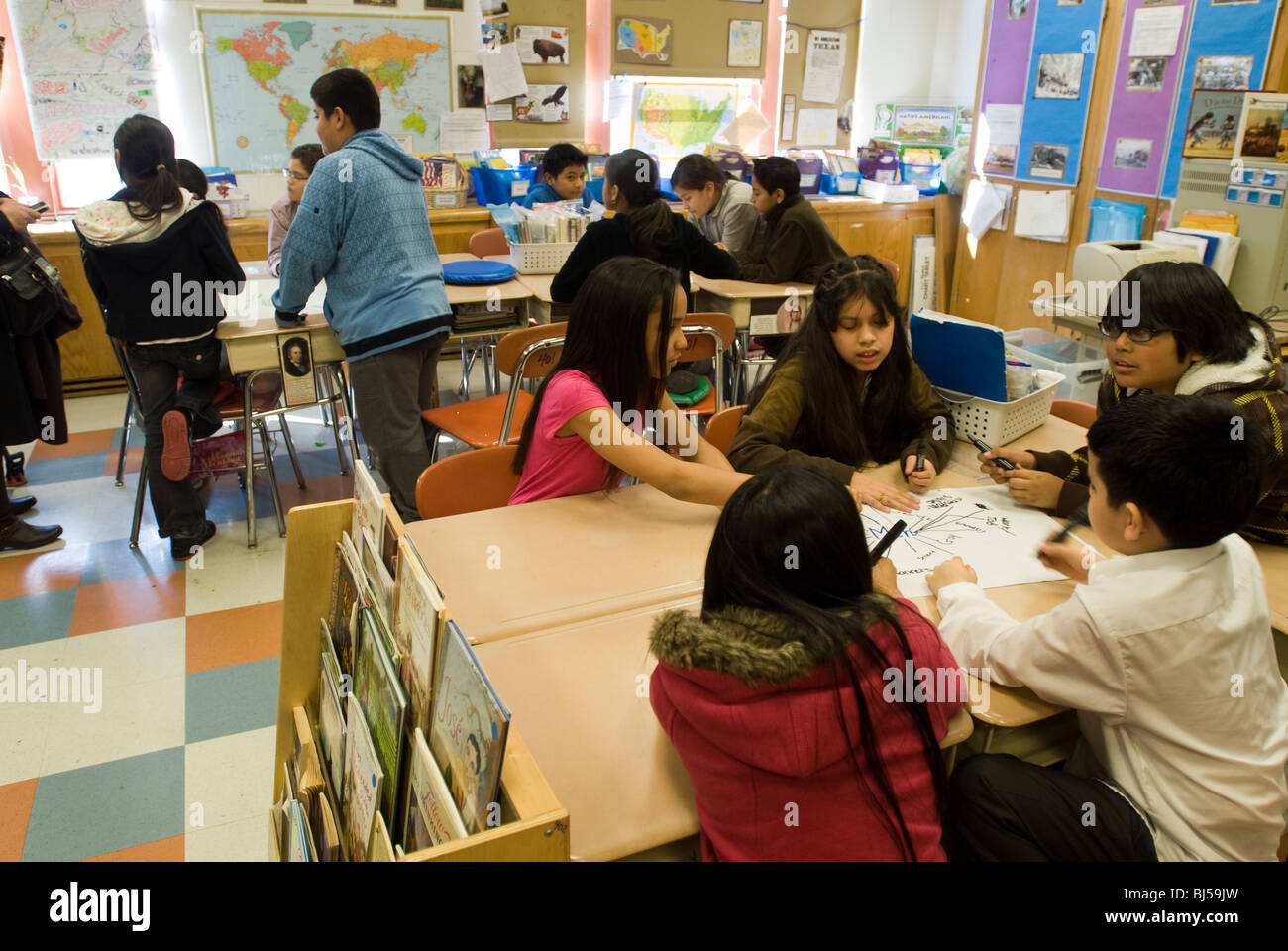 Multiethnic class children immagini e fotografie stock ad alta ...