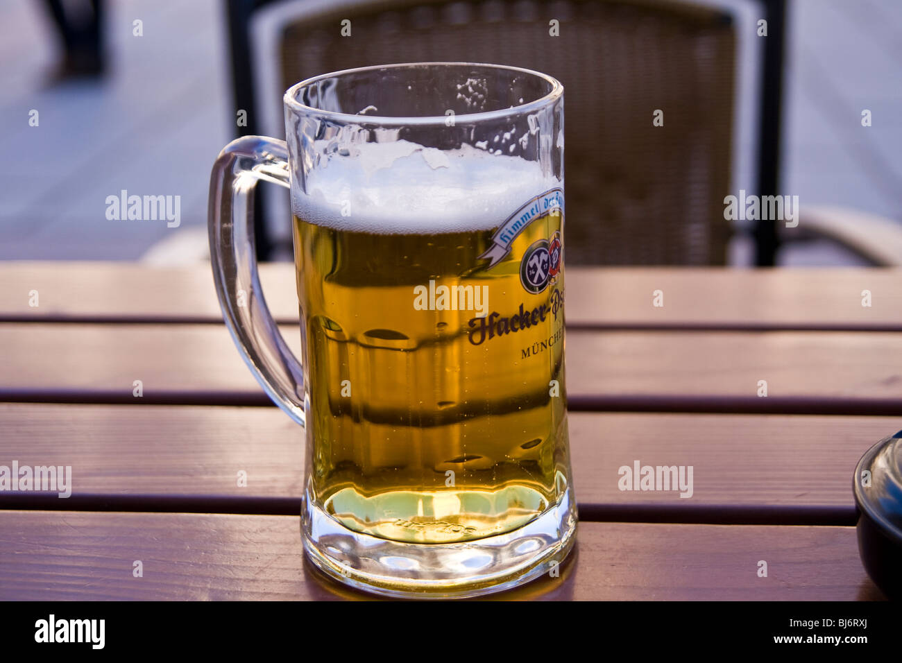 Birra tedesca immagini e fotografie stock ad alta risoluzione - Alamy