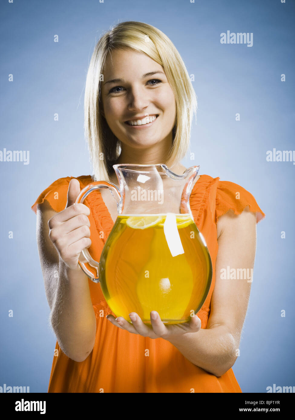 Brocca colorata immagini e fotografie stock ad alta risoluzione - Alamy