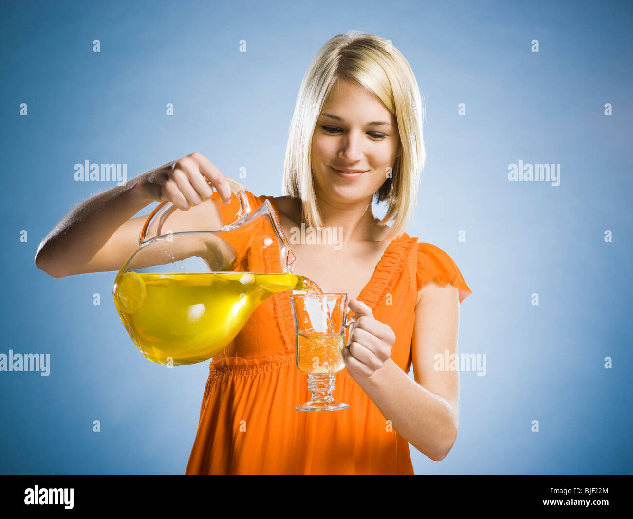 Brocca colorata immagini e fotografie stock ad alta risoluzione - Alamy