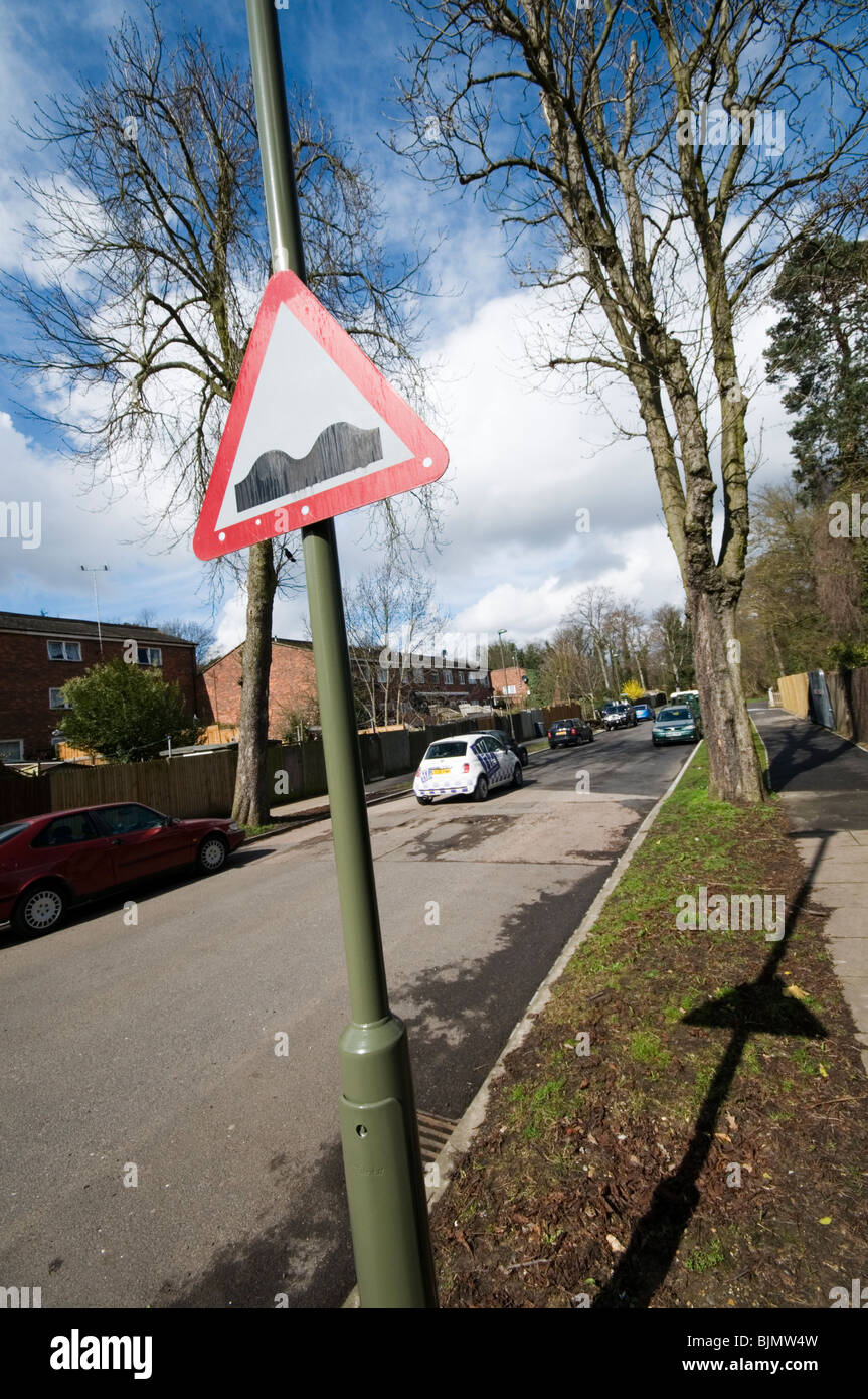 Segnali stradali avanti segno immagini e fotografie stock ad alta ...
