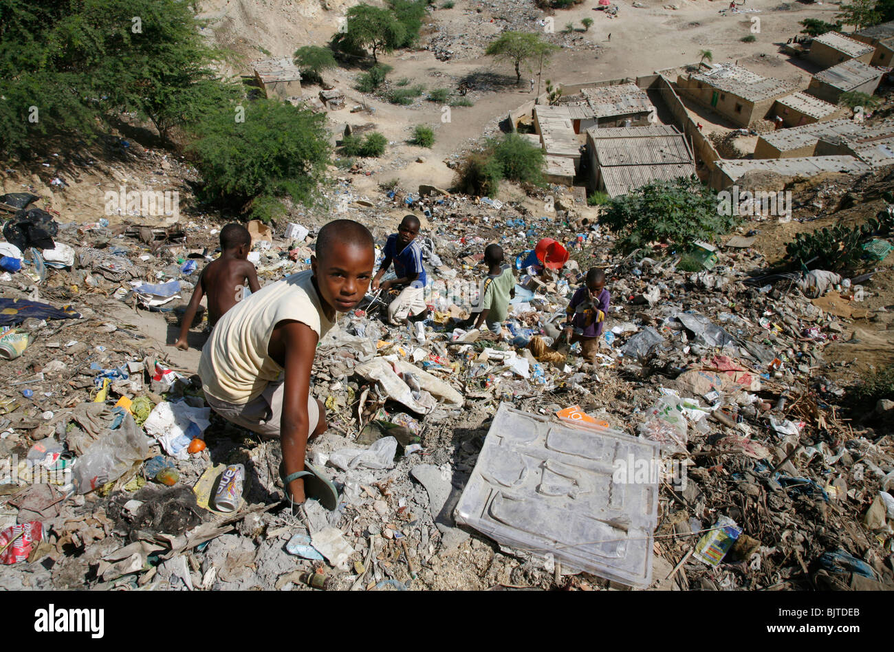 Africa angola angolan children immagini e fotografie stock ad alta ...