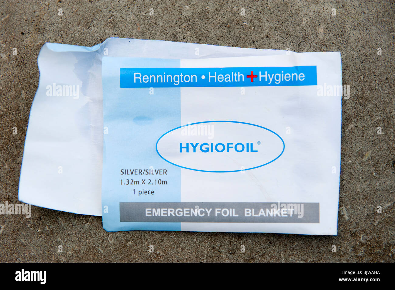 Foil blanket immagini e fotografie stock ad alta risoluzione - Alamy