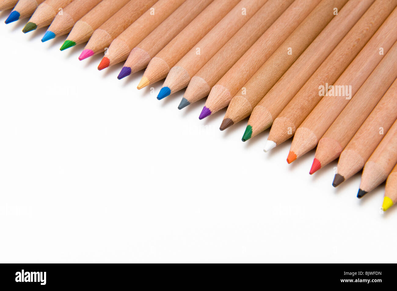 Una linea di matite immagini e fotografie stock ad alta risoluzione - Alamy