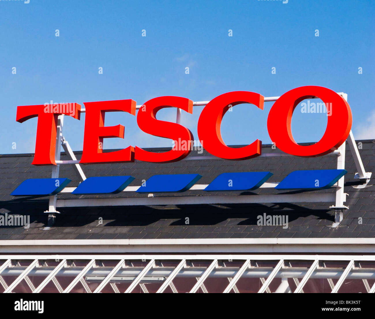 Tesco logo immagini e fotografie stock ad alta risoluzione - Alamy