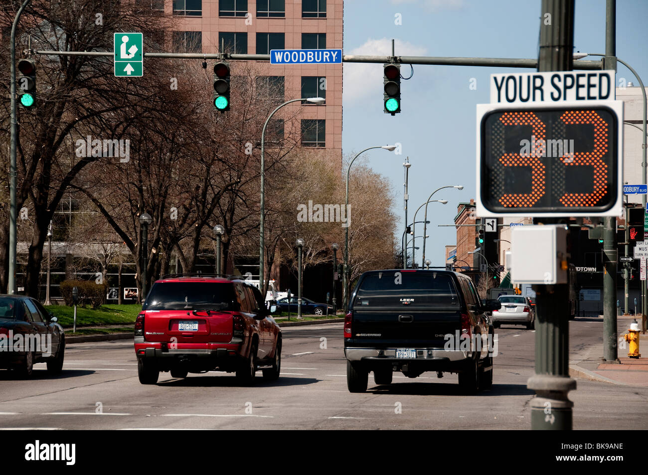Traffic speed warning indicator immagini e fotografie stock ad alta ...