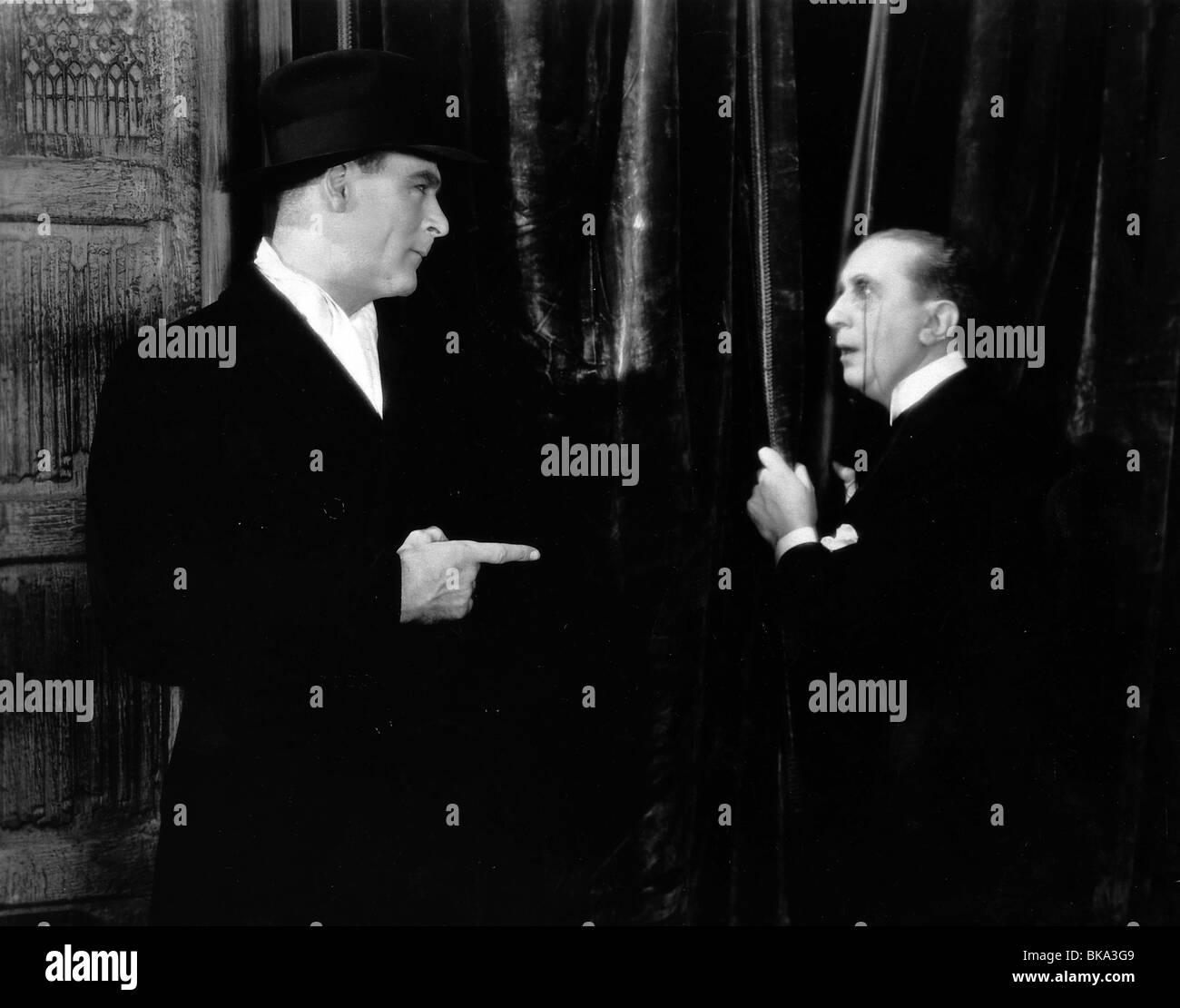 Her alibi immagini e fotografie stock ad alta risoluzione - Alamy