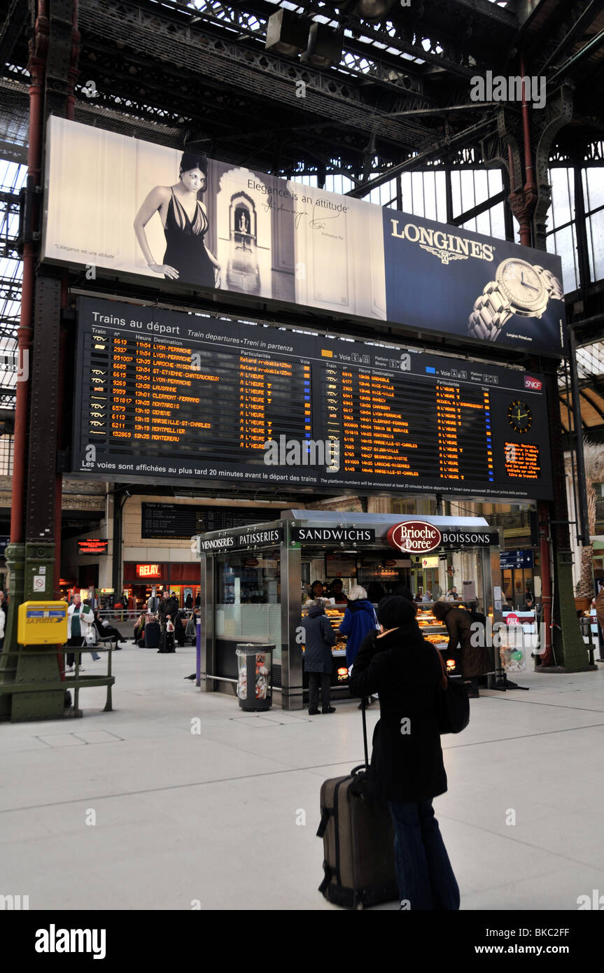 Gare de lyon train station immagini e fotografie stock ad alta ...