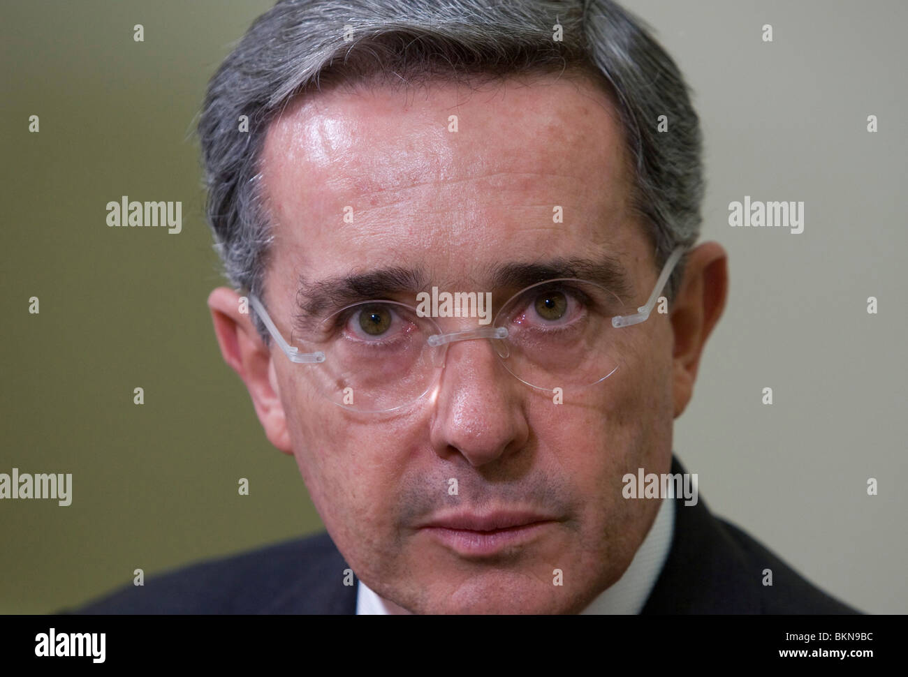 Presidente alvaro uribe immagini e fotografie stock ad alta risoluzione ...