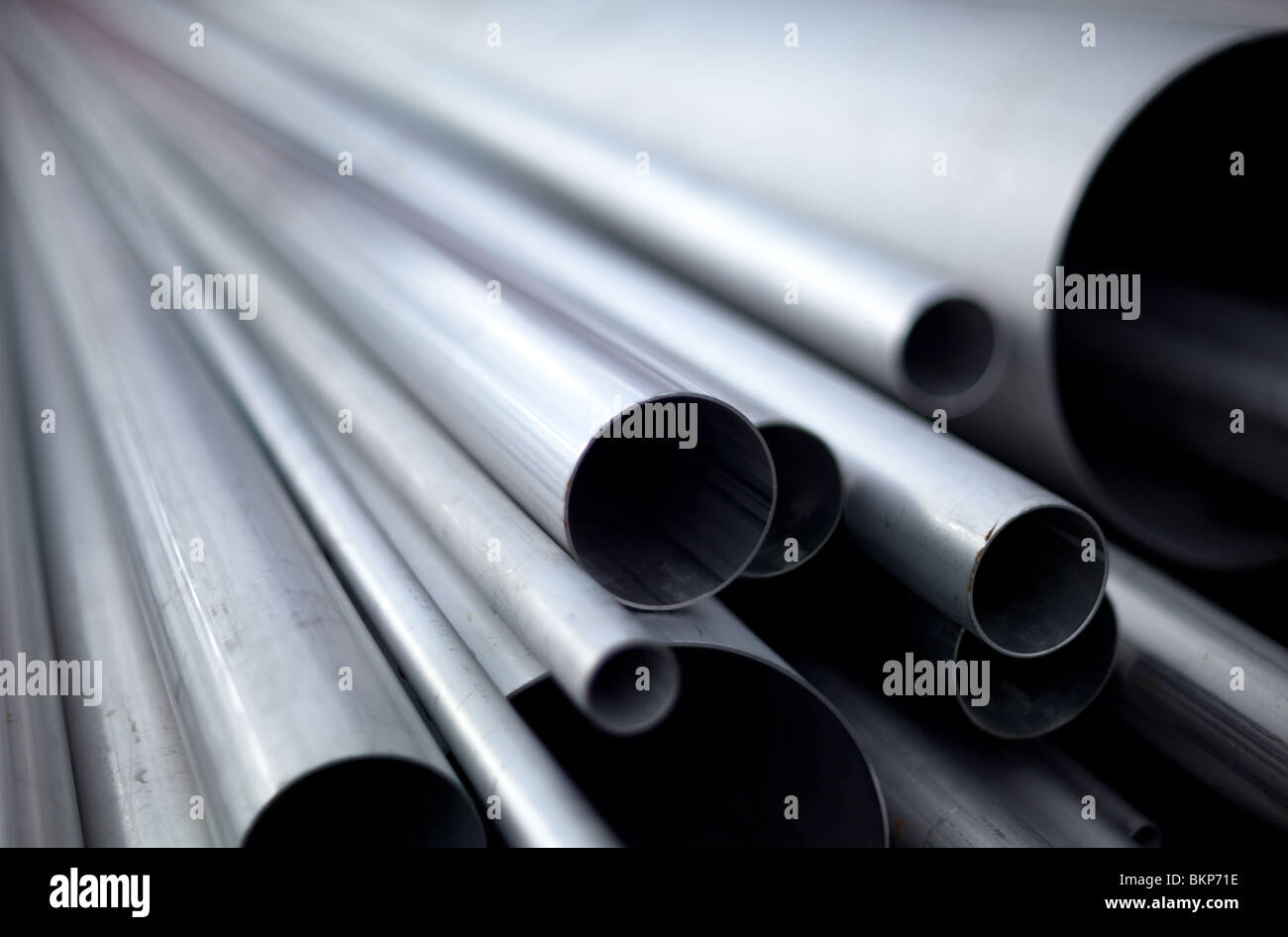 Tubi in acciaio immagini e fotografie stock ad alta risoluzione - Alamy