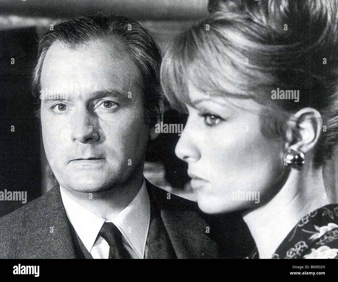 Femme infidele immagini e fotografie stock ad alta risoluzione - Alamy