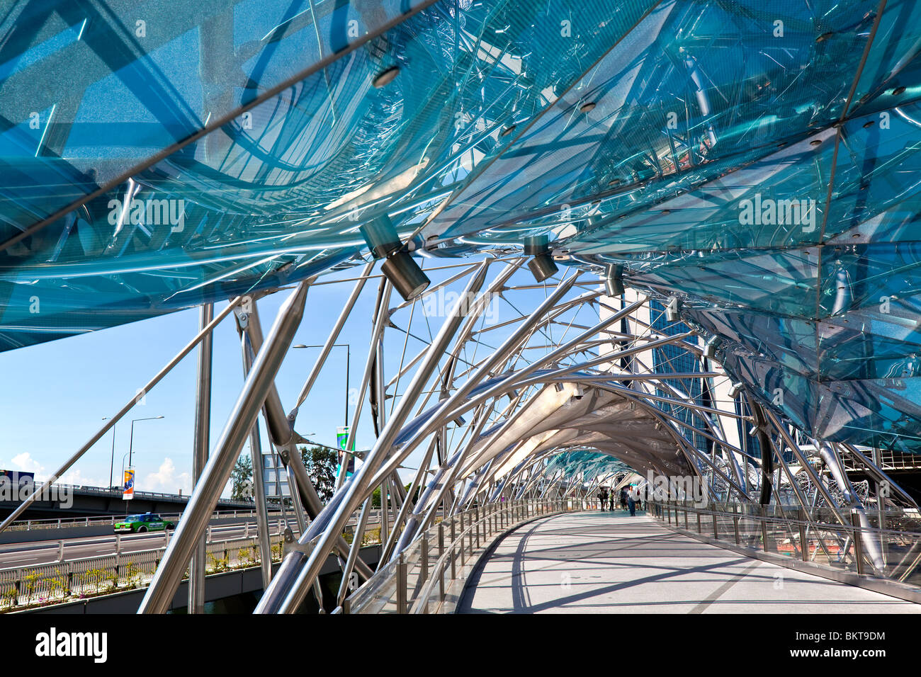 Elica bridge marina bay sands immagini e fotografie stock ad alta ...
