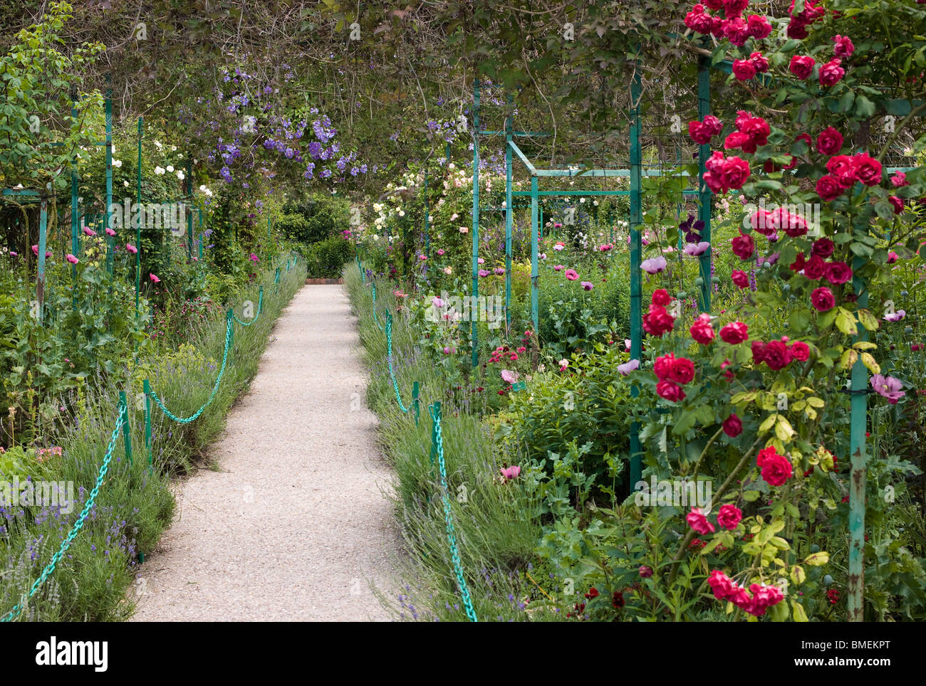 Claude monet gardens immagini e fotografie stock ad alta risoluzione ...