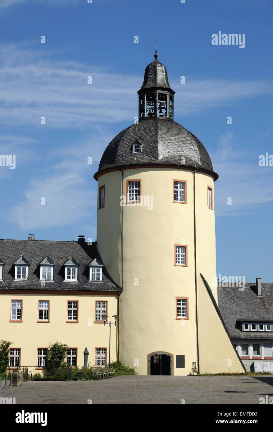 Schloss turm immagini e fotografie stock ad alta risoluzione - Alamy